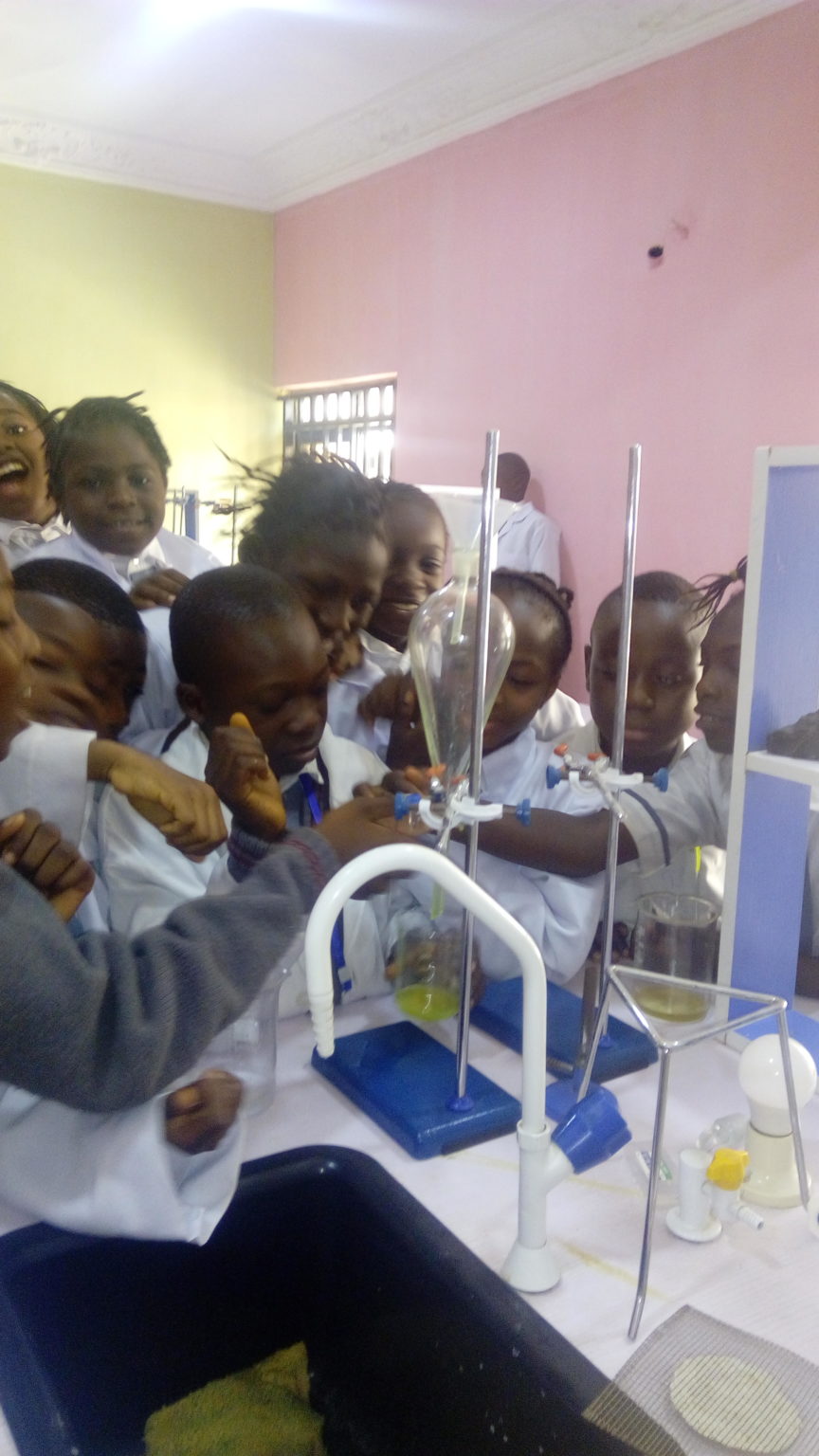 Great future students having Science practicals – Future Gate Model School